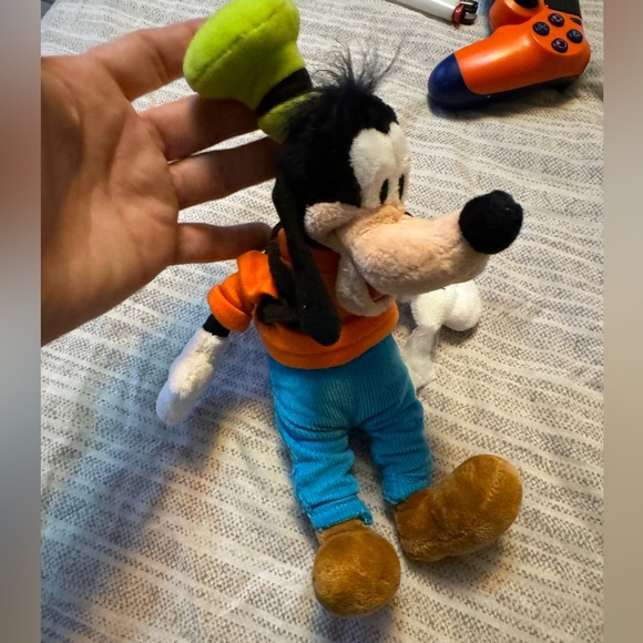 Toys | Walt Disney World Goofy Bean Bag Plush Animal With Hang Tag ...